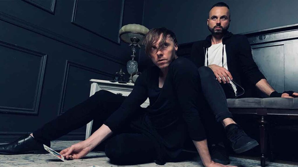 TRAITRS - Horses In The Abattoir [New Album] - Zone Nights